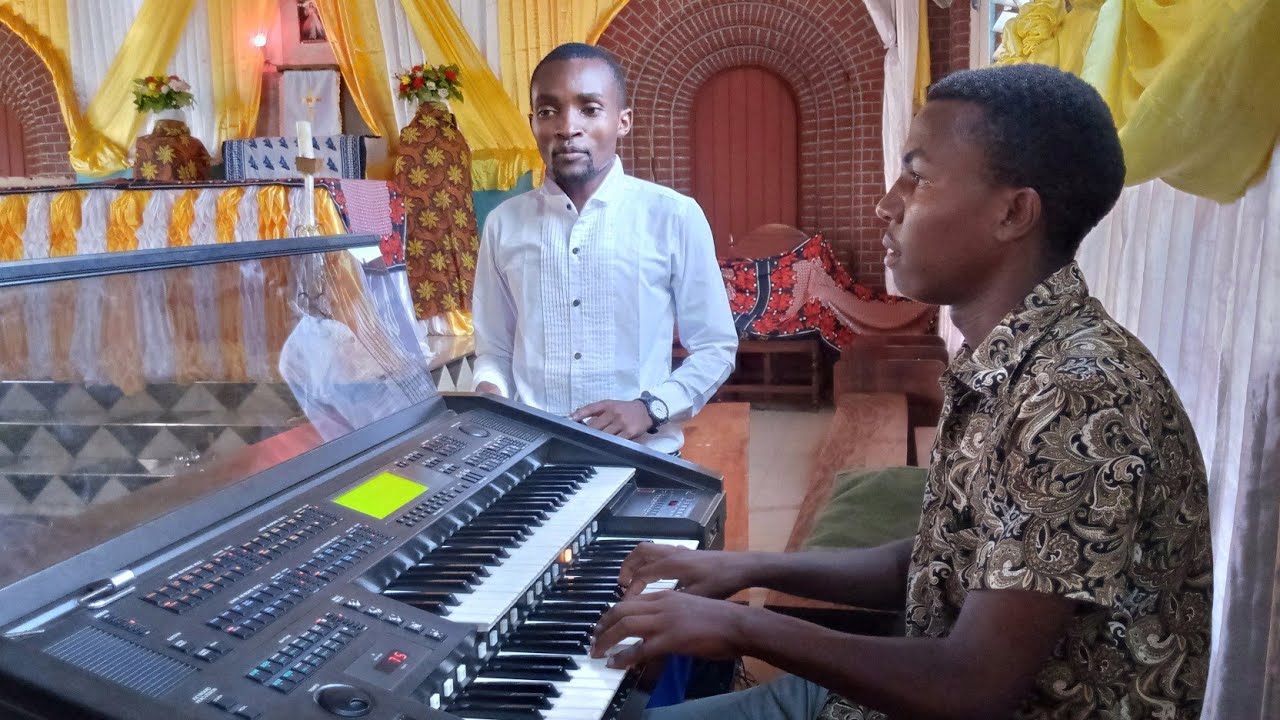 BWANA YESU KAFUFUKA_BY M.B.SYOTE. - YouTube