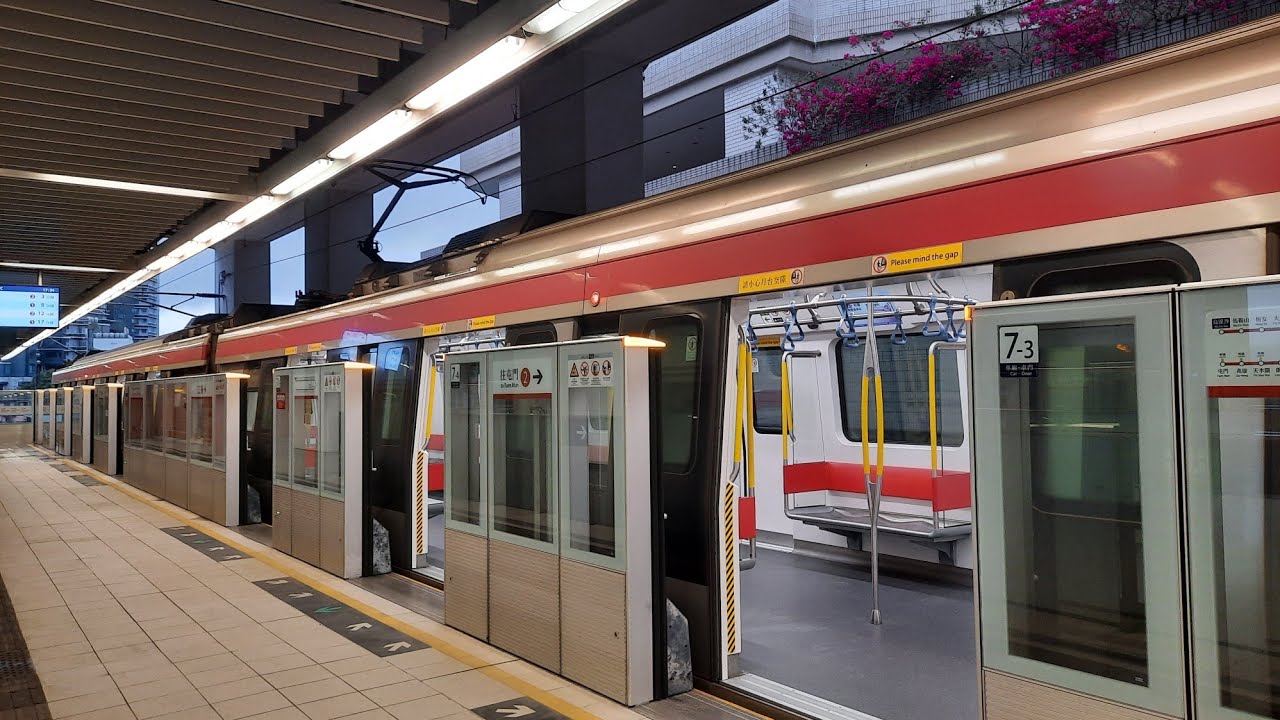 港鐵屯馬線 C-Train D423/D424 駛離烏溪沙站 - YouTube
