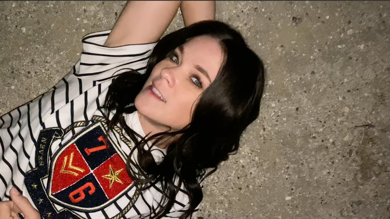 Lenay - deja vu - YouTube