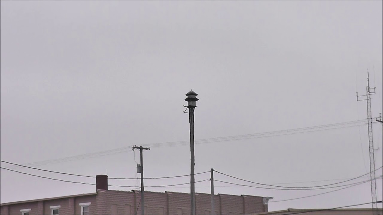 Federal Signal Model 5 Siren Test Topeka, IN - YouTube