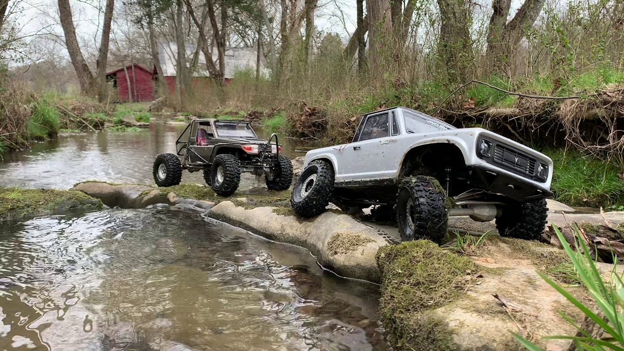 Vanquish VS410 PRO and Traxxas TRX4 - YouTube