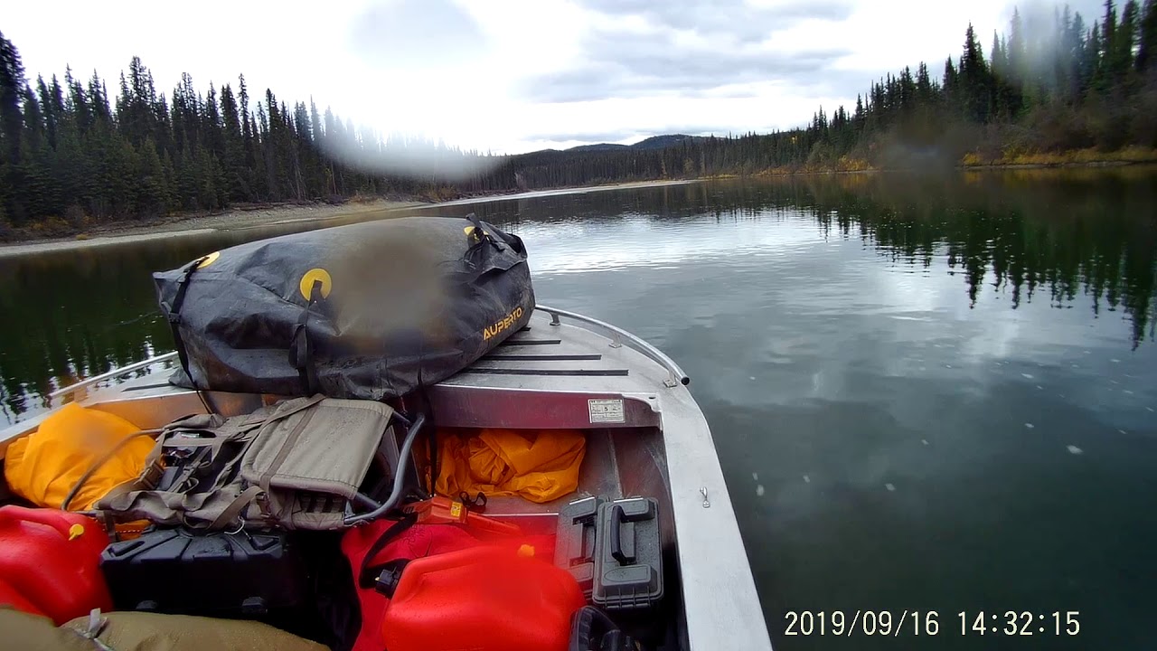 162 Explorer with 60 Etec Jet - YouTube