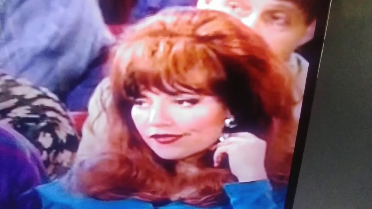 Just look at Peggy Bundy's face! 😹😂😹😂 #TheDramaticFaceSquad - YouTube