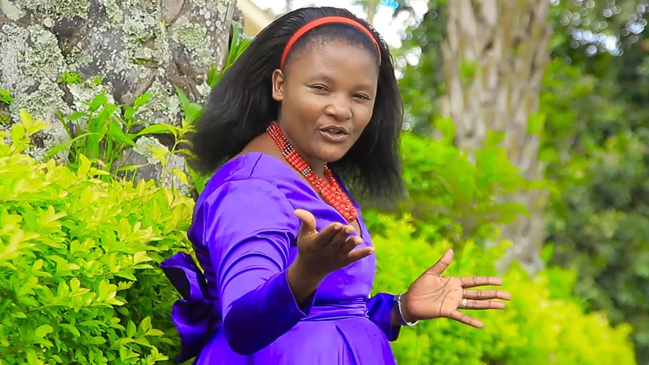 Nowawe Takiriwawe Jackie Bwemi Mugabe (Official Video) - YouTube