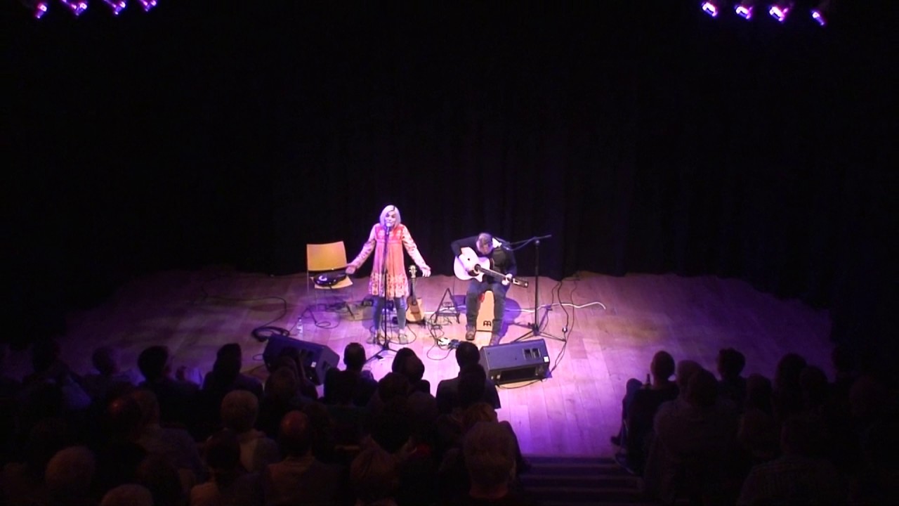 Hafdis Huld Live - Dream Small - YouTube