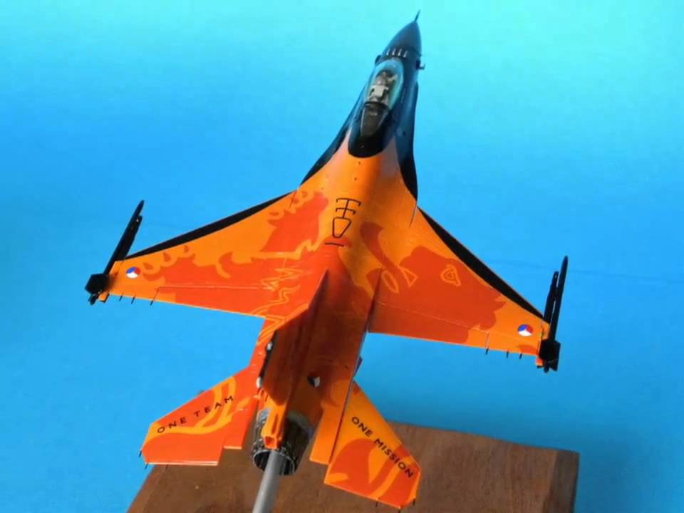 F-16 MLU J-015 ROYAL NETHERLAND AIR-FORCE 1/72 www.modellisti-statici ...