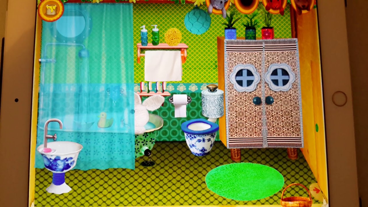 Fuzzy house Hopsy has a bath - YouTube