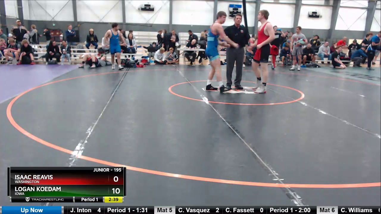Junior 195 Isaac Reavis Washington Vs Logan Koedam Iowa - YouTube