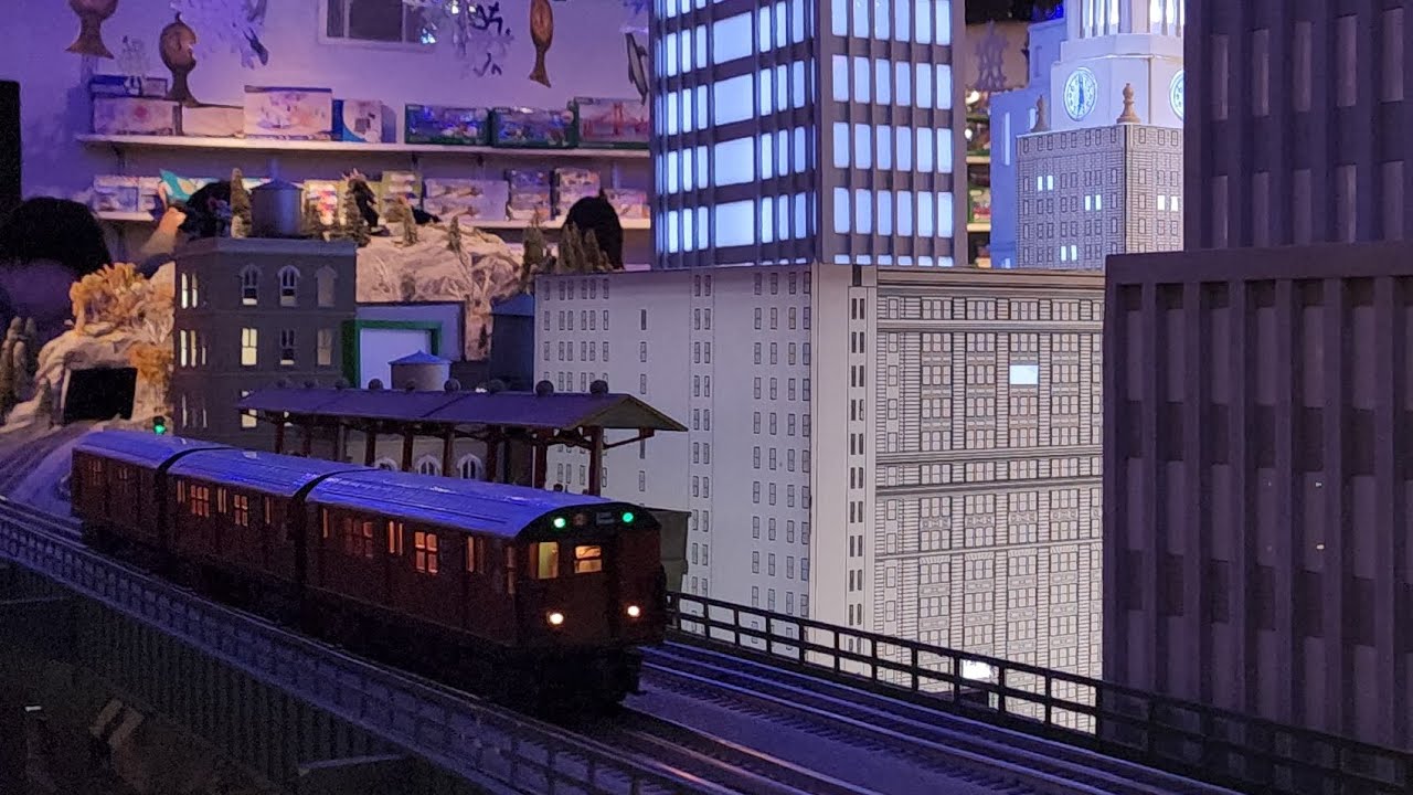 The New York Transit Museum's 2023 Holiday Model Train Show At Grand ...