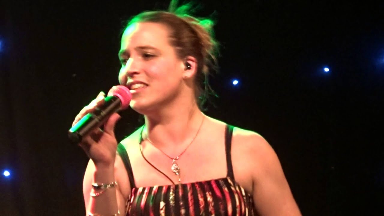 optreden van Isabella Smit in Loenen aan de vecht 11 april 2015 - YouTube