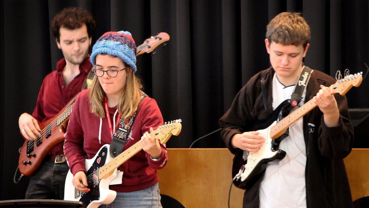 Lunchtime Concert Series: 13-11-19 - YouTube