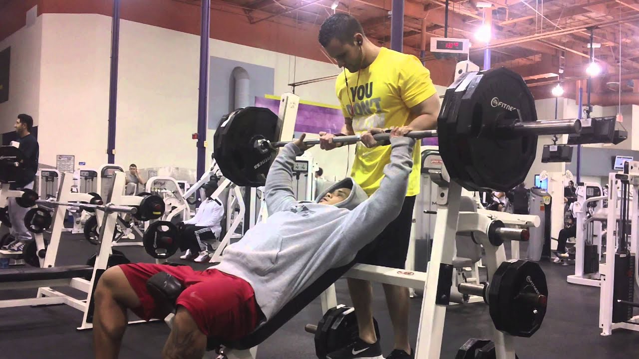 1RM Attempt With 315 Lbs Incline Bench - YouTube