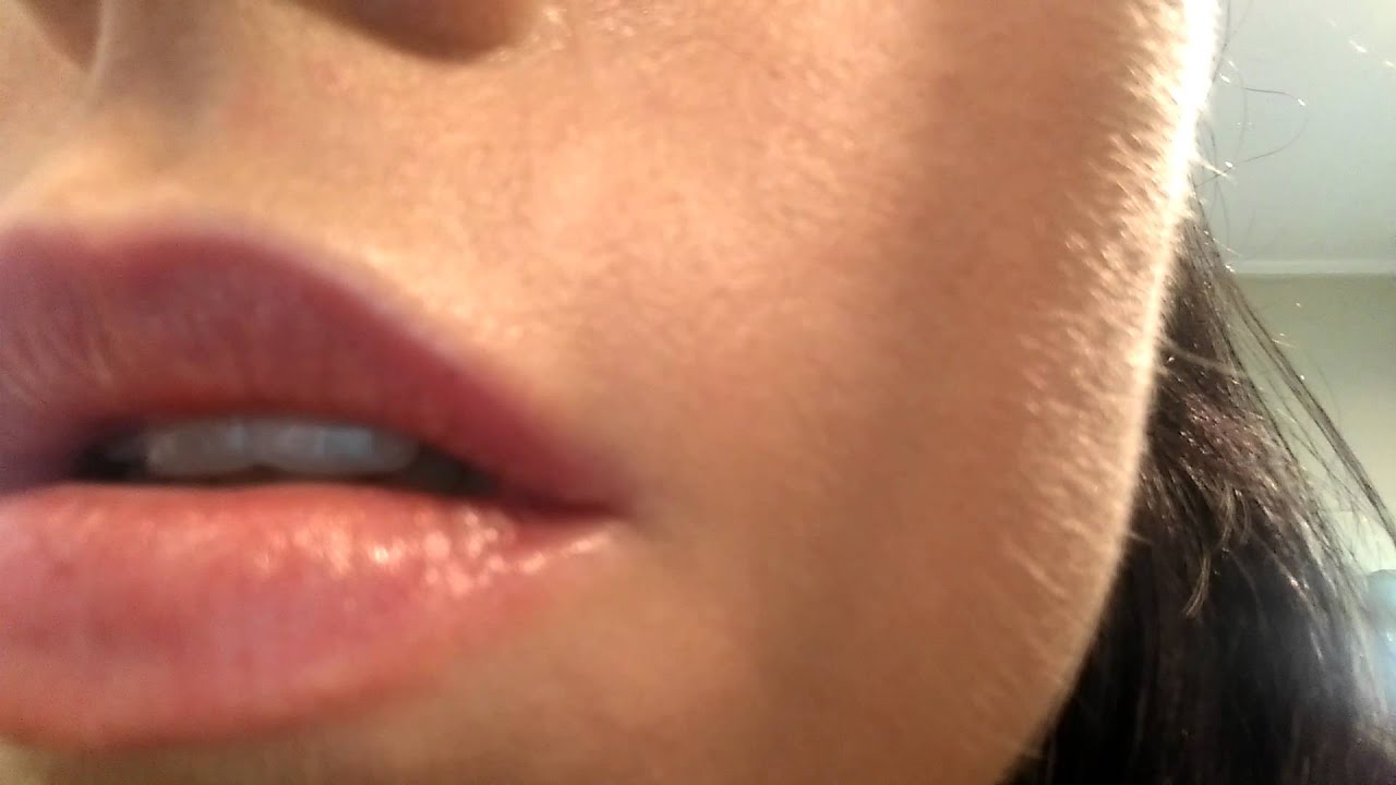 Lip twitch - YouTube