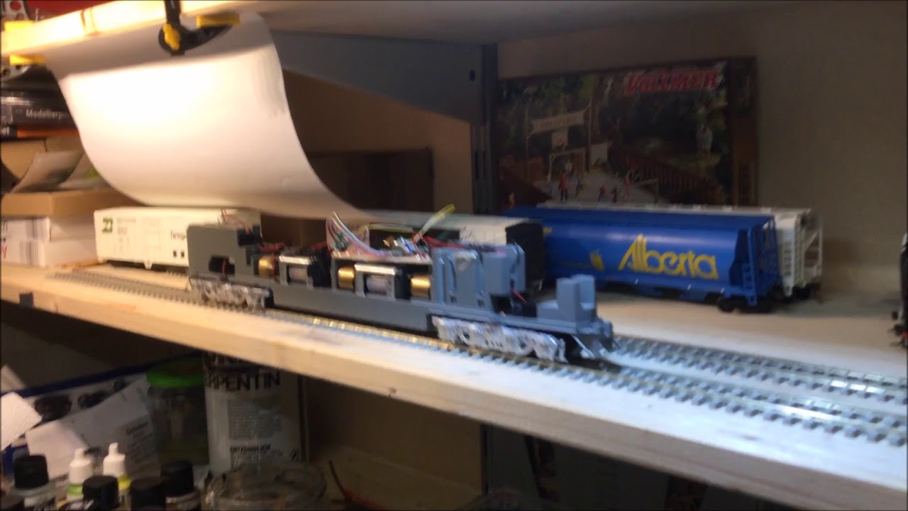 Athearn Genesis DDA40X decoder installation part 2 english - YouTube