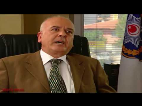 Arka Sokaklar - Mesut Milletvekili'nin Oğlunu Dövüyor