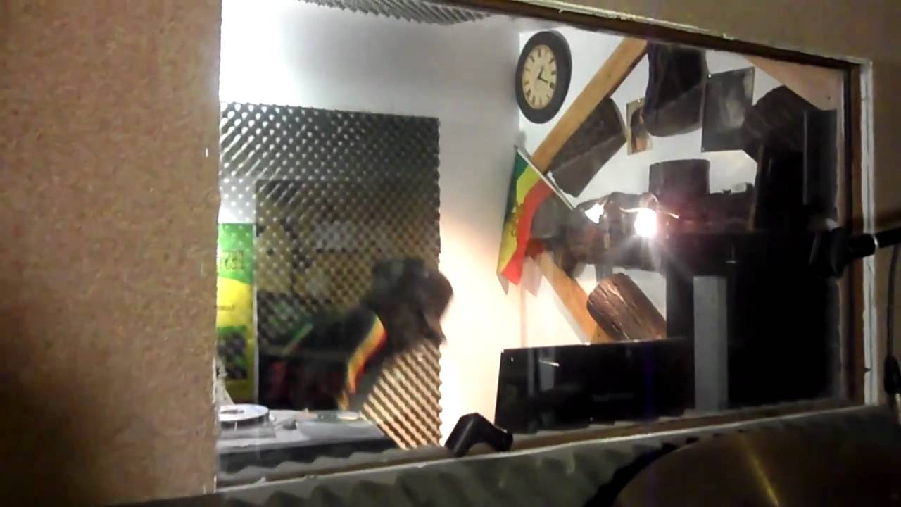 Marc Lenoir Visite le Studio de Pablo UWA Reggae Man Ivoirien à Paris ...