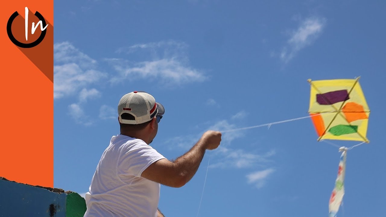 Festival de la Chiringa en La Perla - YouTube