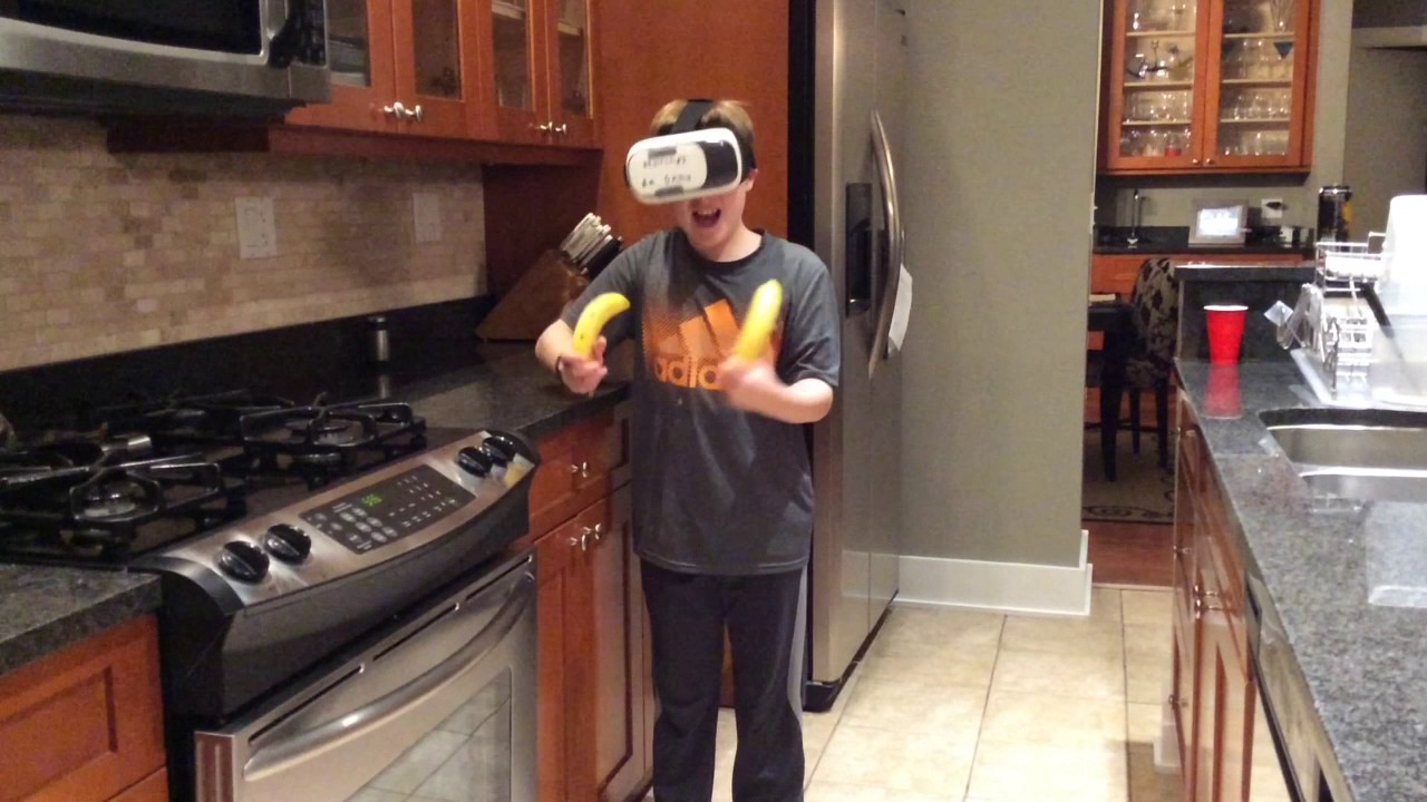 Virtual Hatchet - 90-Second Newbery by Charlie - YouTube