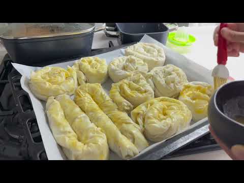 Mutfak vlog❤️Kıymalı ve peynirli nefis börek yaptım sırrı sosunda🥐Latte'ye yeni su pınarı aldık😸