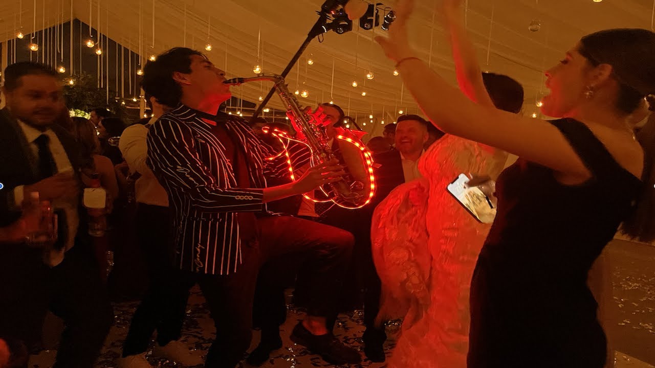 Happening con sax iluminado by RG Sax - YouTube