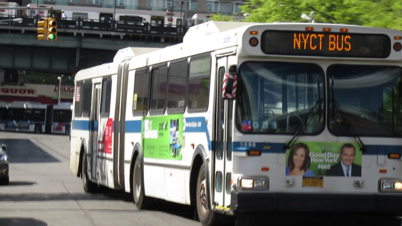 2003 New Flyer D60HF #5696 NIS - YouTube