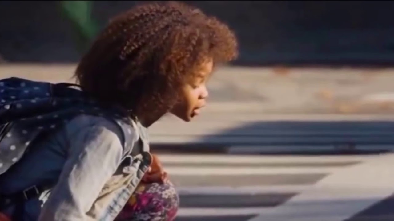 Tomorrow: Annie 2014 version (Annie Official) - YouTube