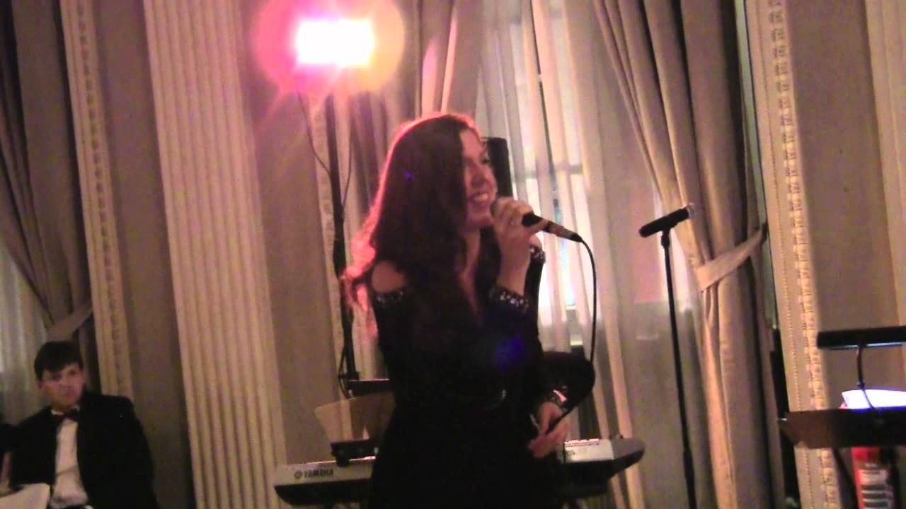 Jennifer Grothe - Someone Like You - Lions Club Ball Hanau - YouTube