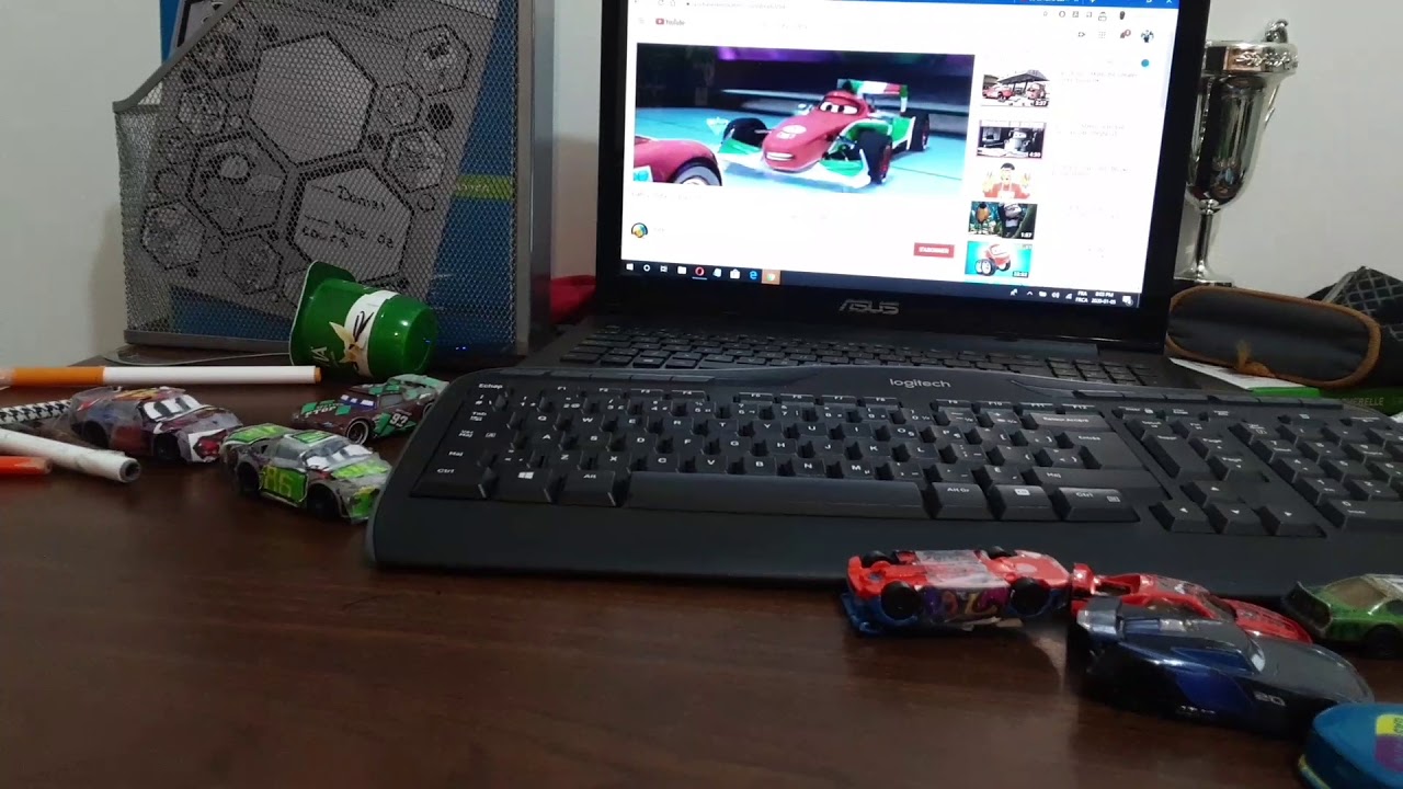 Cars 2 Tokyo party - YouTube