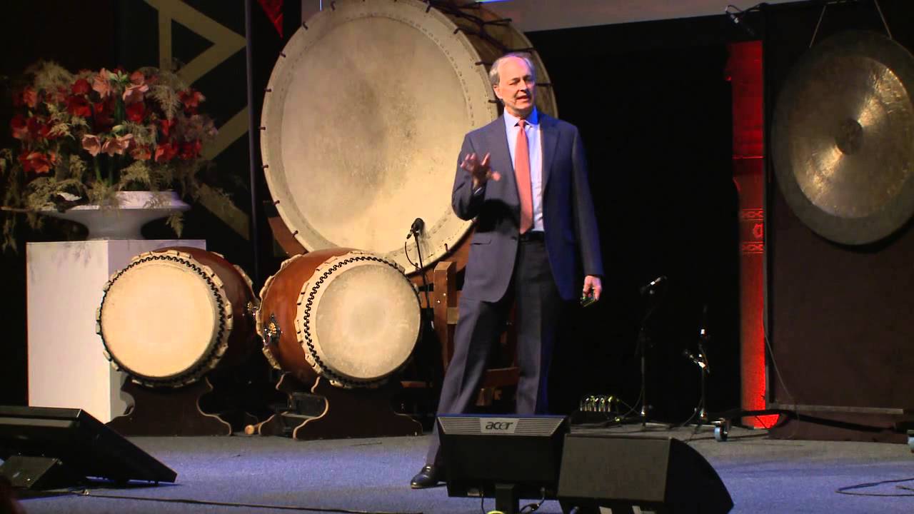 Keynote George Colony, ceo Forrester on CIO Day 2013 - YouTube