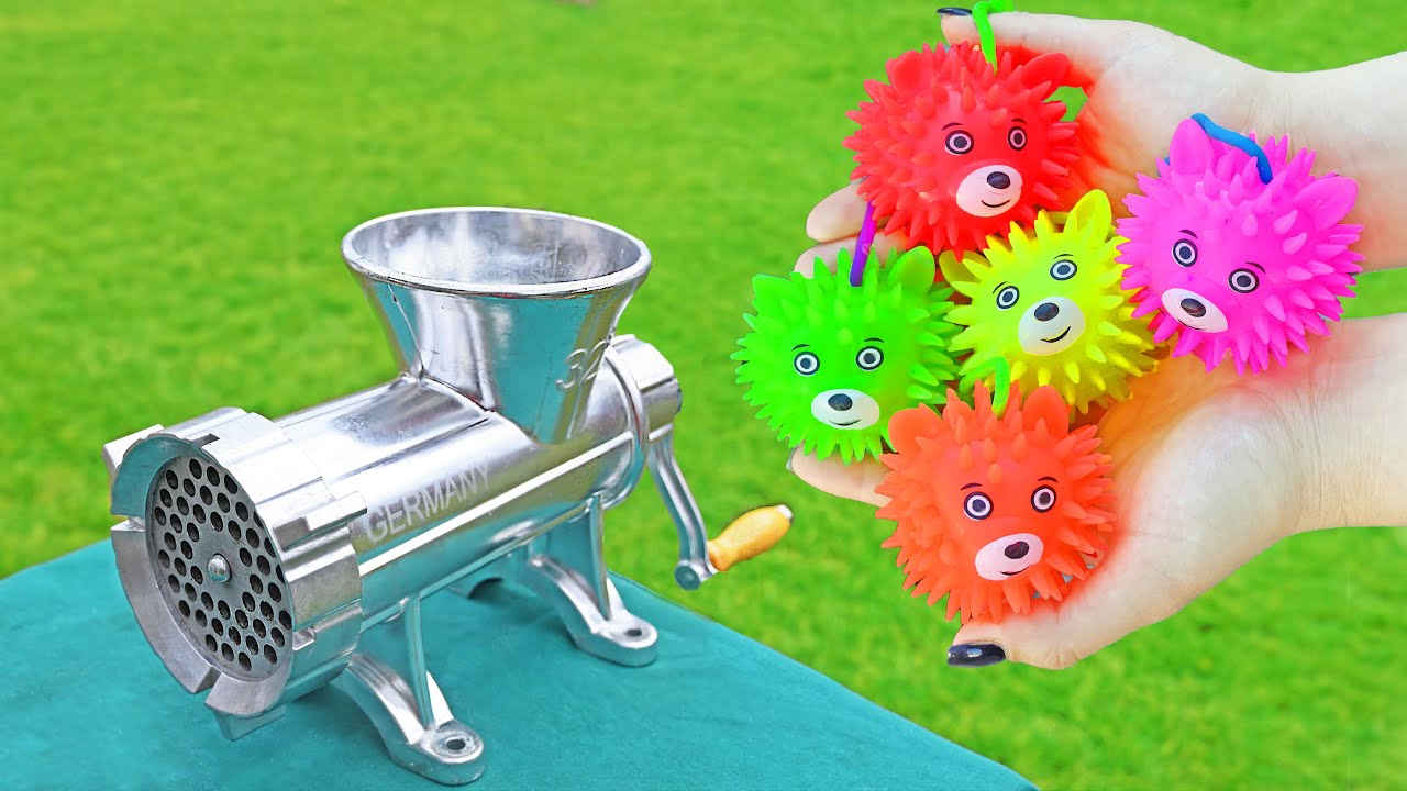 EXPERIMENT SPIKE BALLS VS MEAT GRINDER - YouTube