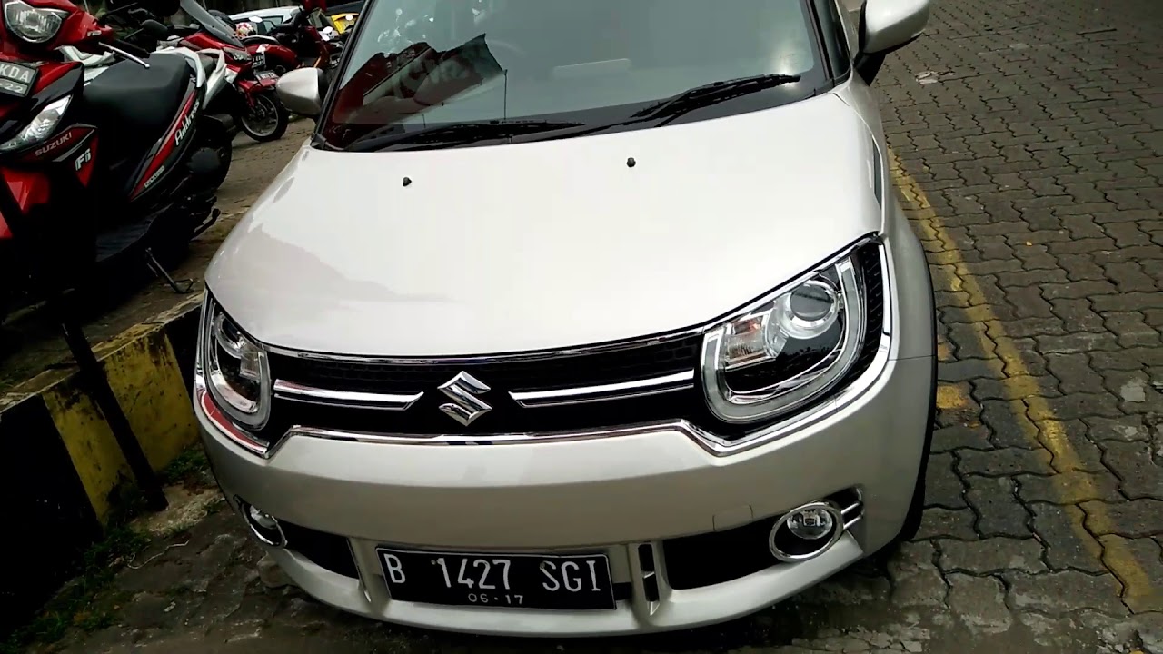 Suzuki ignis GX silver exterior - YouTube