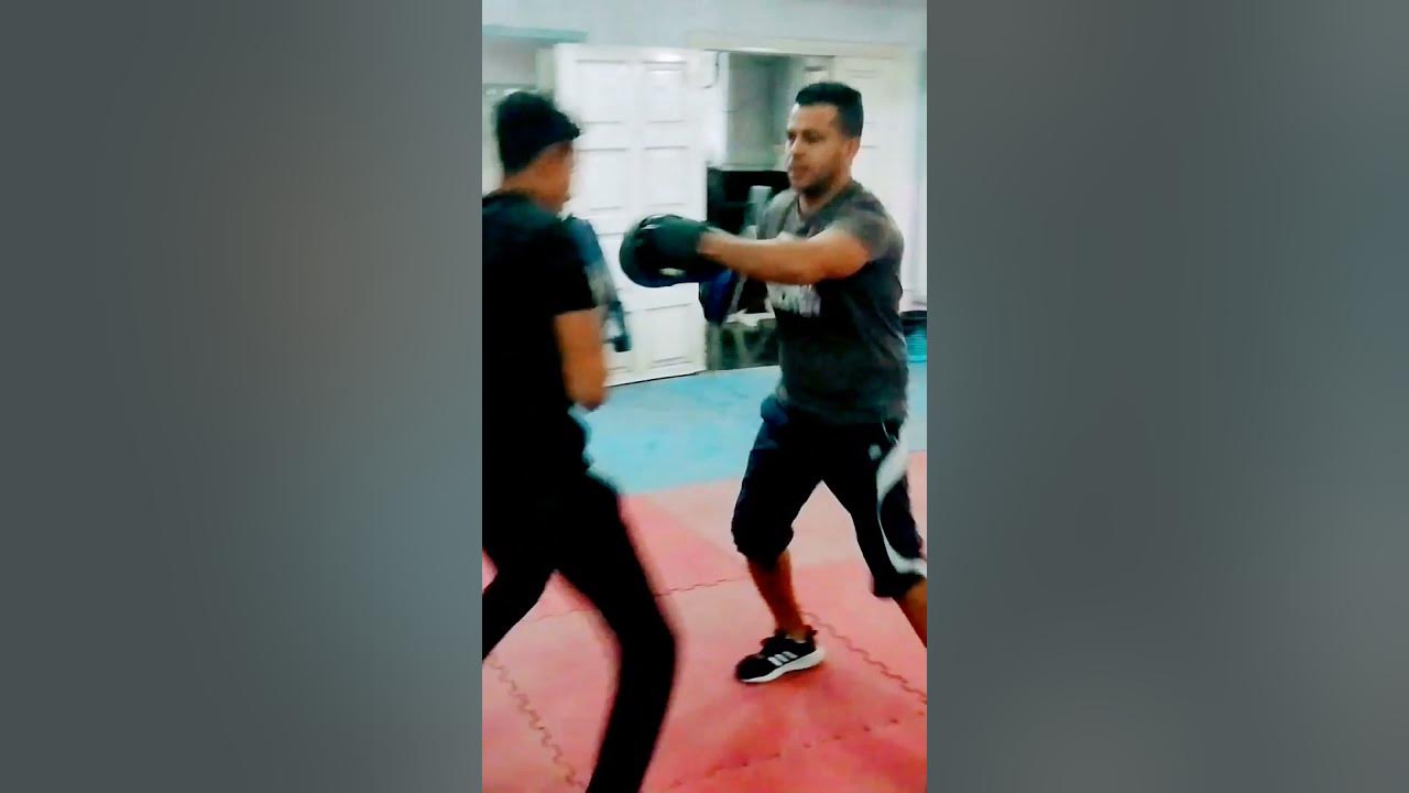 عاش بطل - YouTube