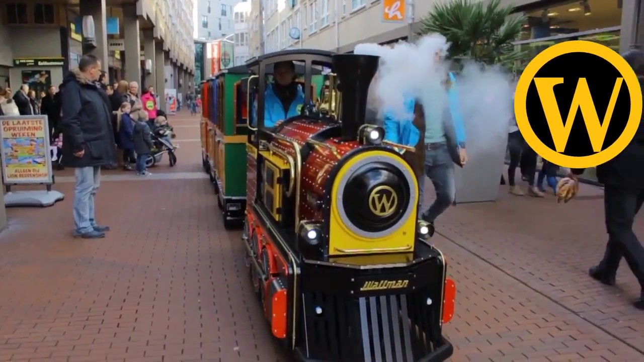 Watman Maxi Express train - YouTube