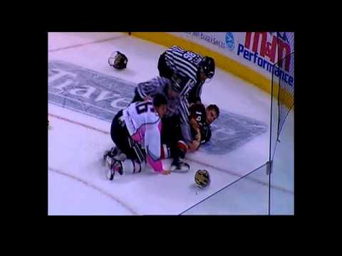 Jordan Tkatch vs Kris Schmidli Nov 8, 2013 - YouTube