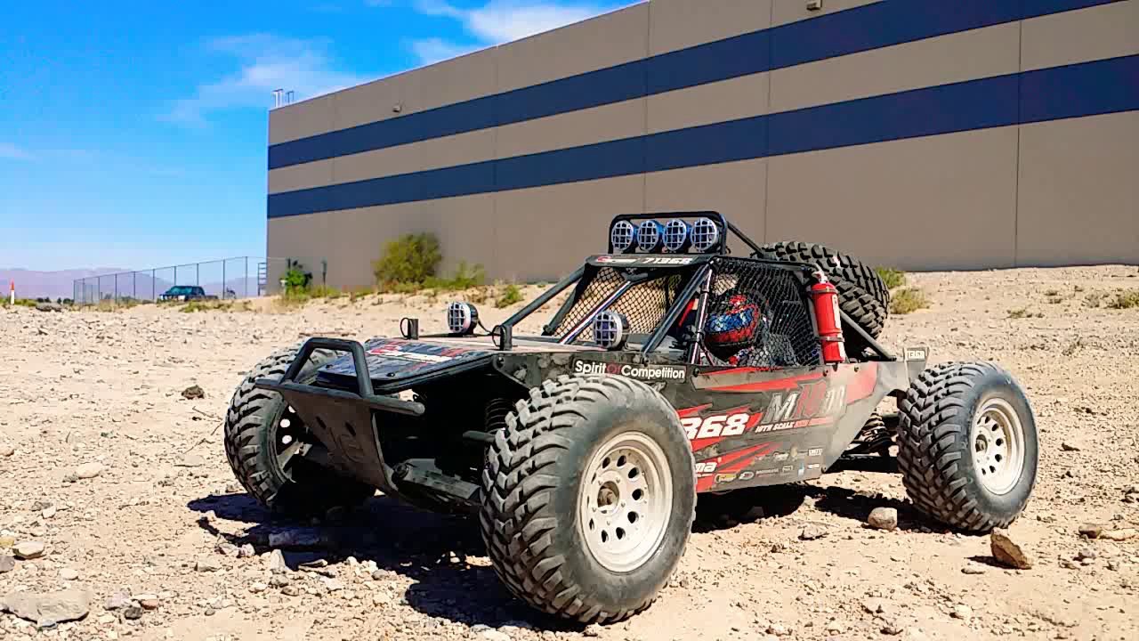 Rc Week Ep.1 Slow-Mo Carisma M10 DB 71368 - YouTube