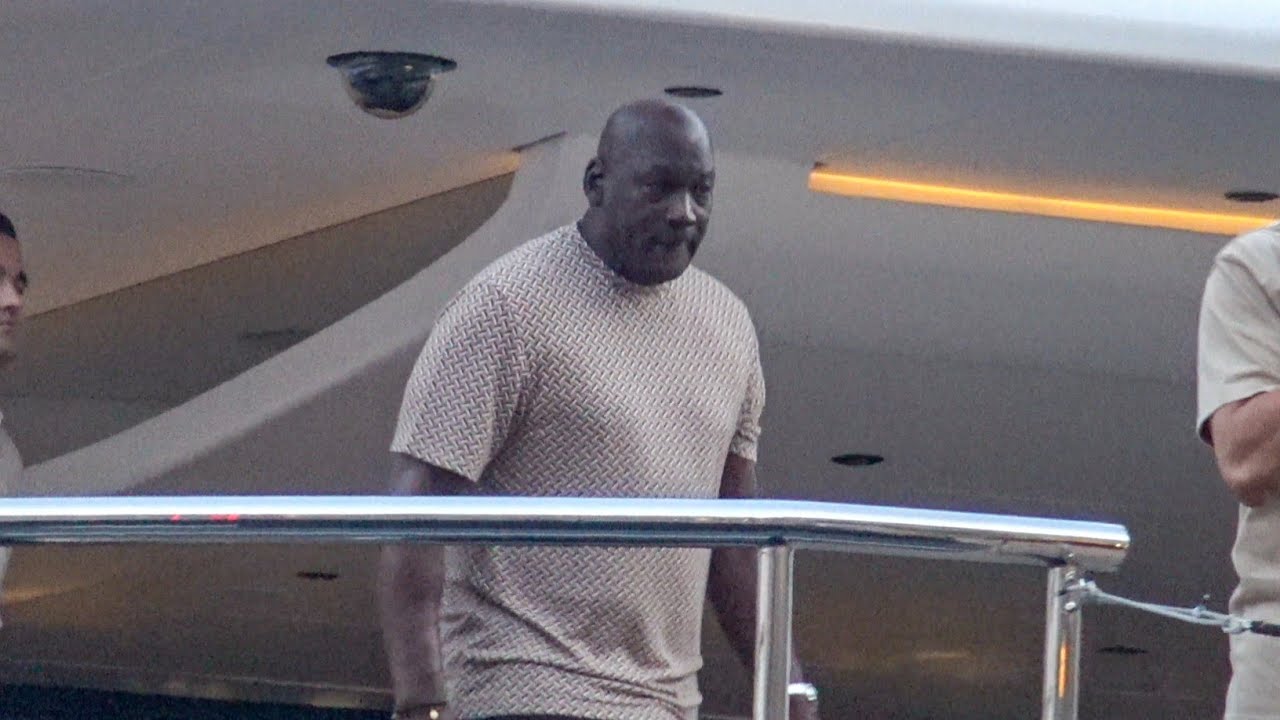 Best NBA Player MICHAEL JORDAN Arriving Monaco in his +120M€ Mega Yatch ...
