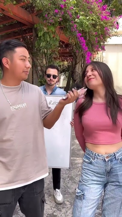 Novia vs Mejor Amiga Le doy 3000 a la que te conozca mas 😳#icefire #shortvideo #viralvideo - YouTube