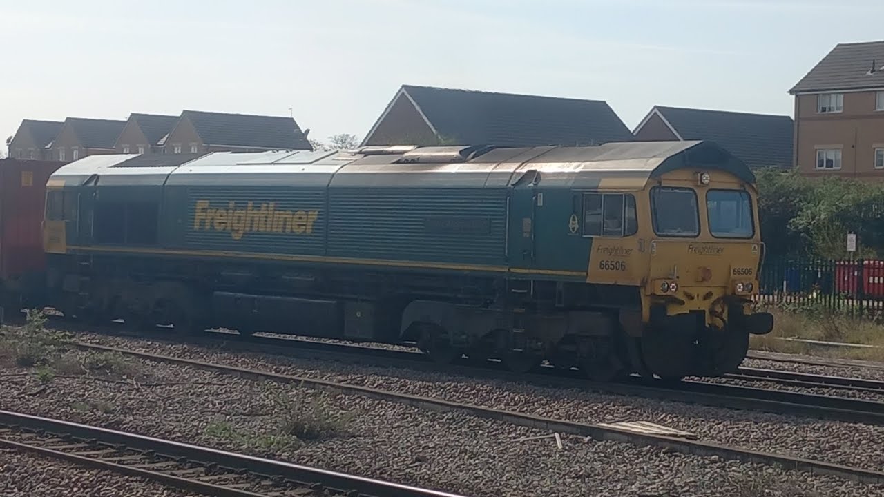 Freightliner 66506 'Crewe Regeneration' passes Peterborough (26/03/2024 ...