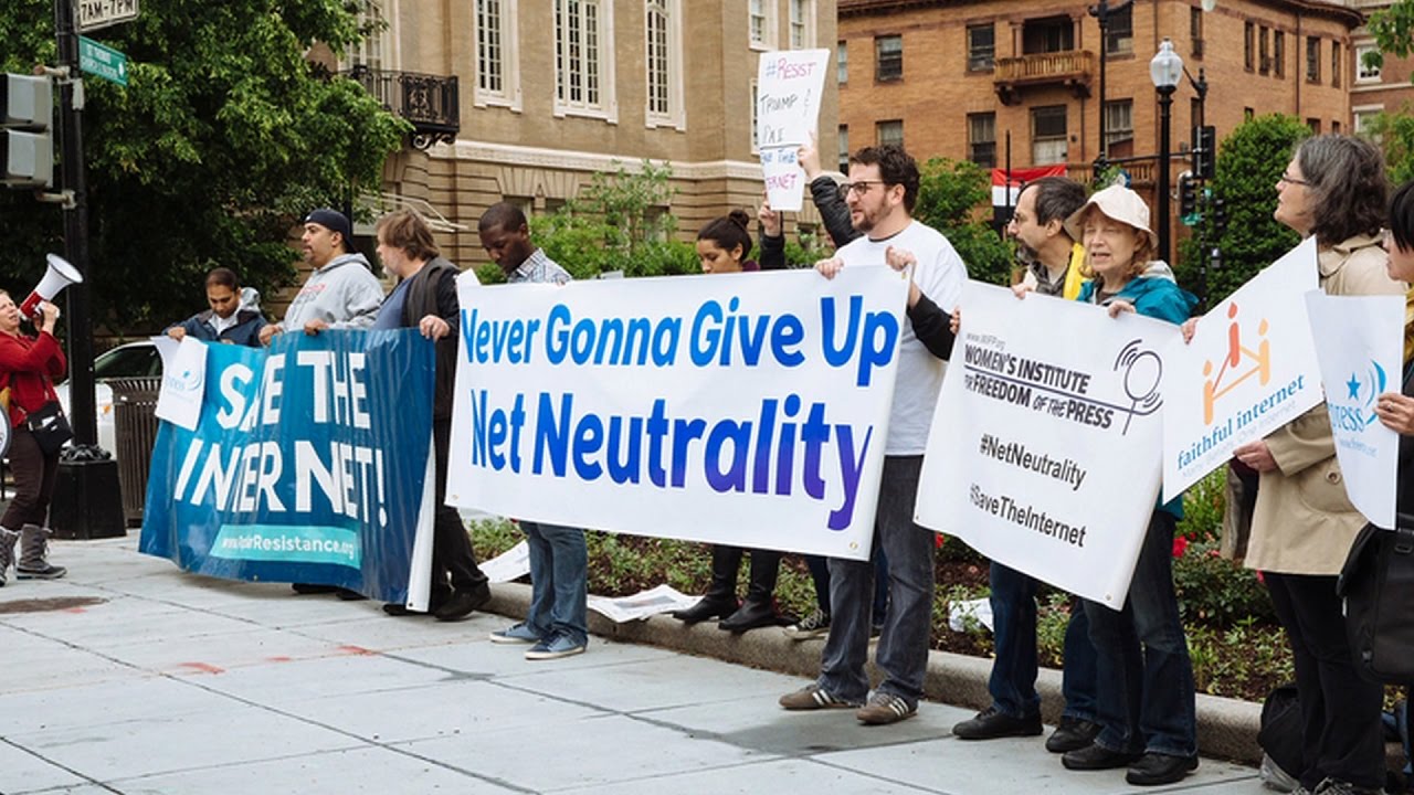 Trump's FCC Chair Declares New War on Net Neutrality After 10-Year ...