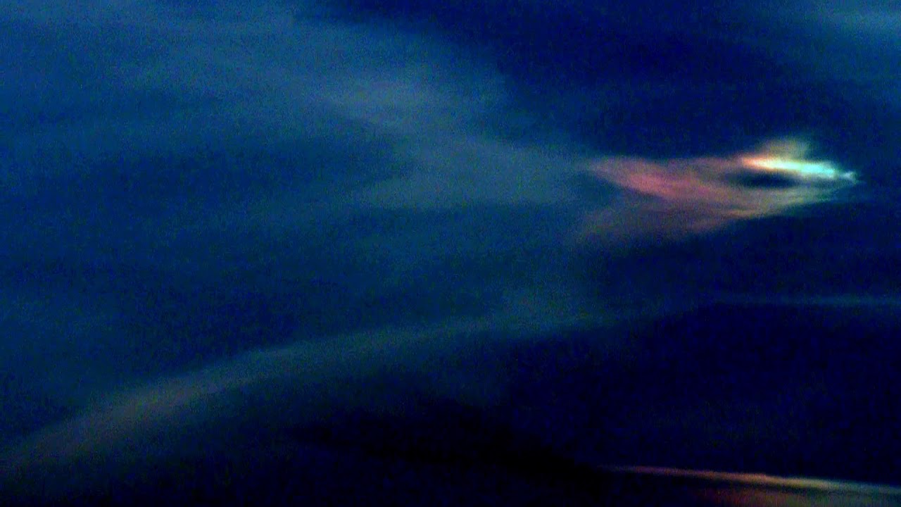 One Million Angels On Earth Ufo Light In The Sky - YouTube