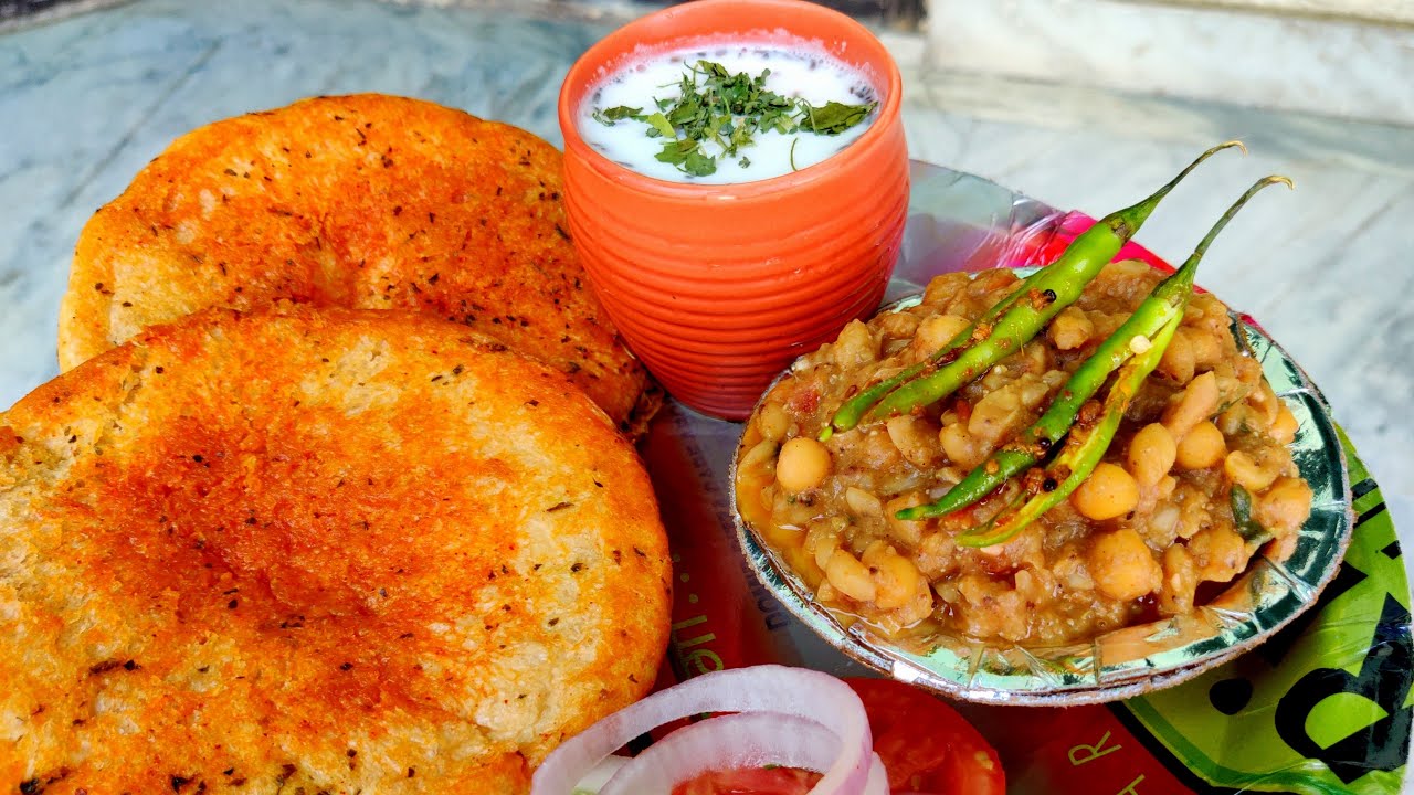 Best Matar kulcha ever | Delhi Style Chole kulche Street Food at home ...