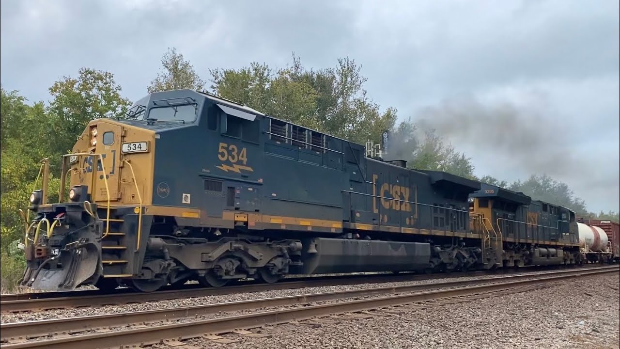 CSX AC44CW 534 Leads Manifest Train M452-27 at Crawford, FL - YouTube
