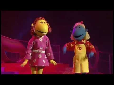 TWEENIES Live The Christmas Present Part 1 in 8 - YouTube