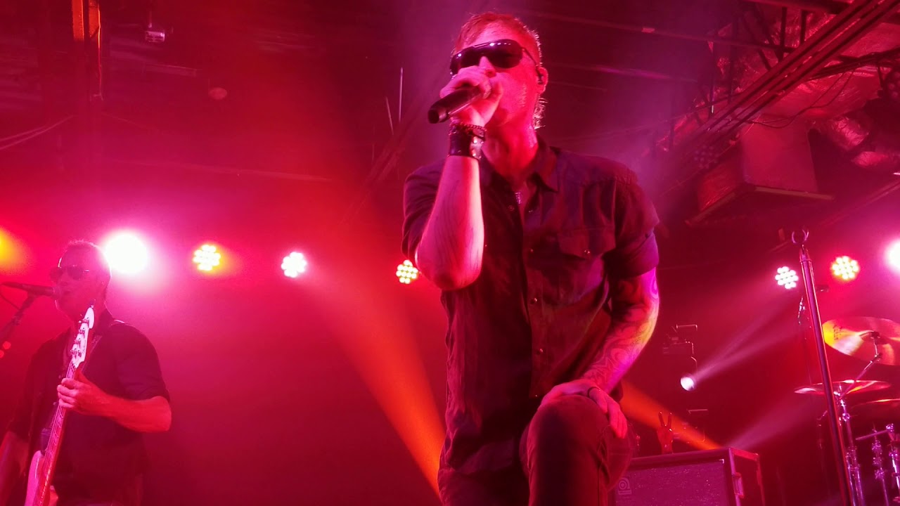 STONE TEMPLE PILOTS live. Glide - YouTube