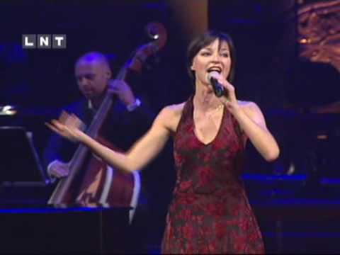 Marija Naumova (Marie N) - Yo Soy Maria - YouTube