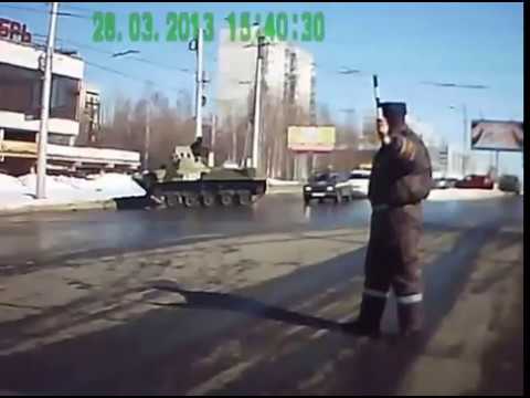 Russia Driving Tank Crash!