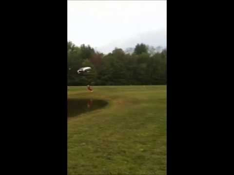 Larry Compton swoops the pond at the Weakley Skydiving Event 2012 - YouTube