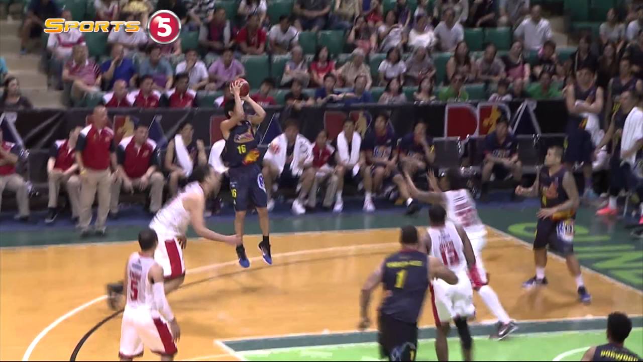 Jeff Chan Comes Up BIG In Clutch! | PBA Commissioner's Cup 2016 - YouTube