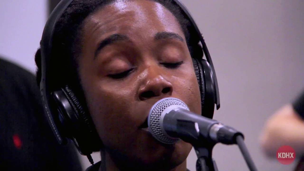iLLPHONiCS "96to99" Live at KDHX 8/21/16 - YouTube