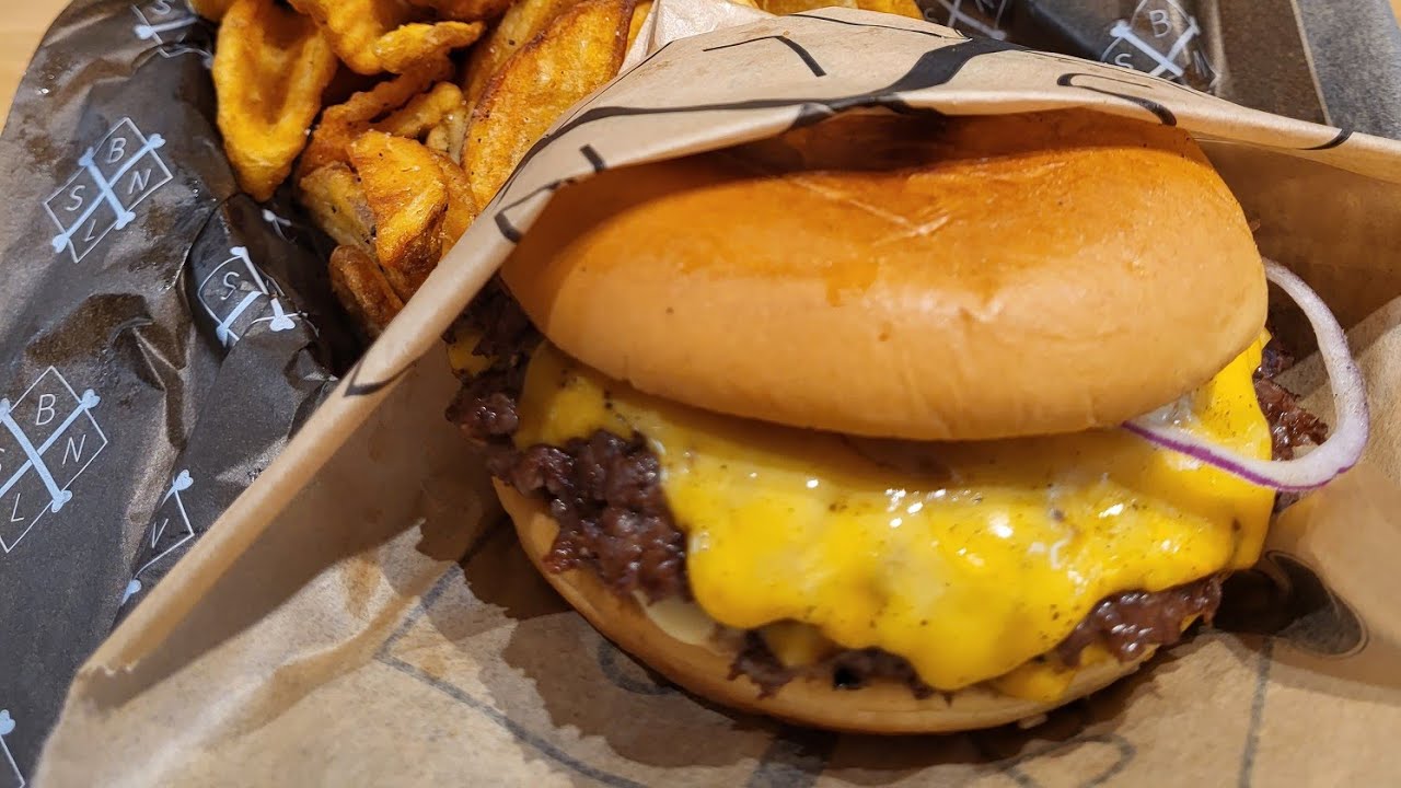 Testissä: Double Cheese Smash, Boneless Kauniainen - YouTube